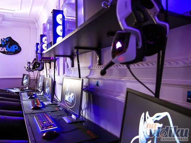 PC IGRAONICA LEVEL UP Novi Sad, radno vreme