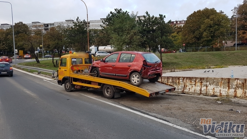 Šlep slupanih vozila-automobila Beograd - Stojković Šlep služba ...