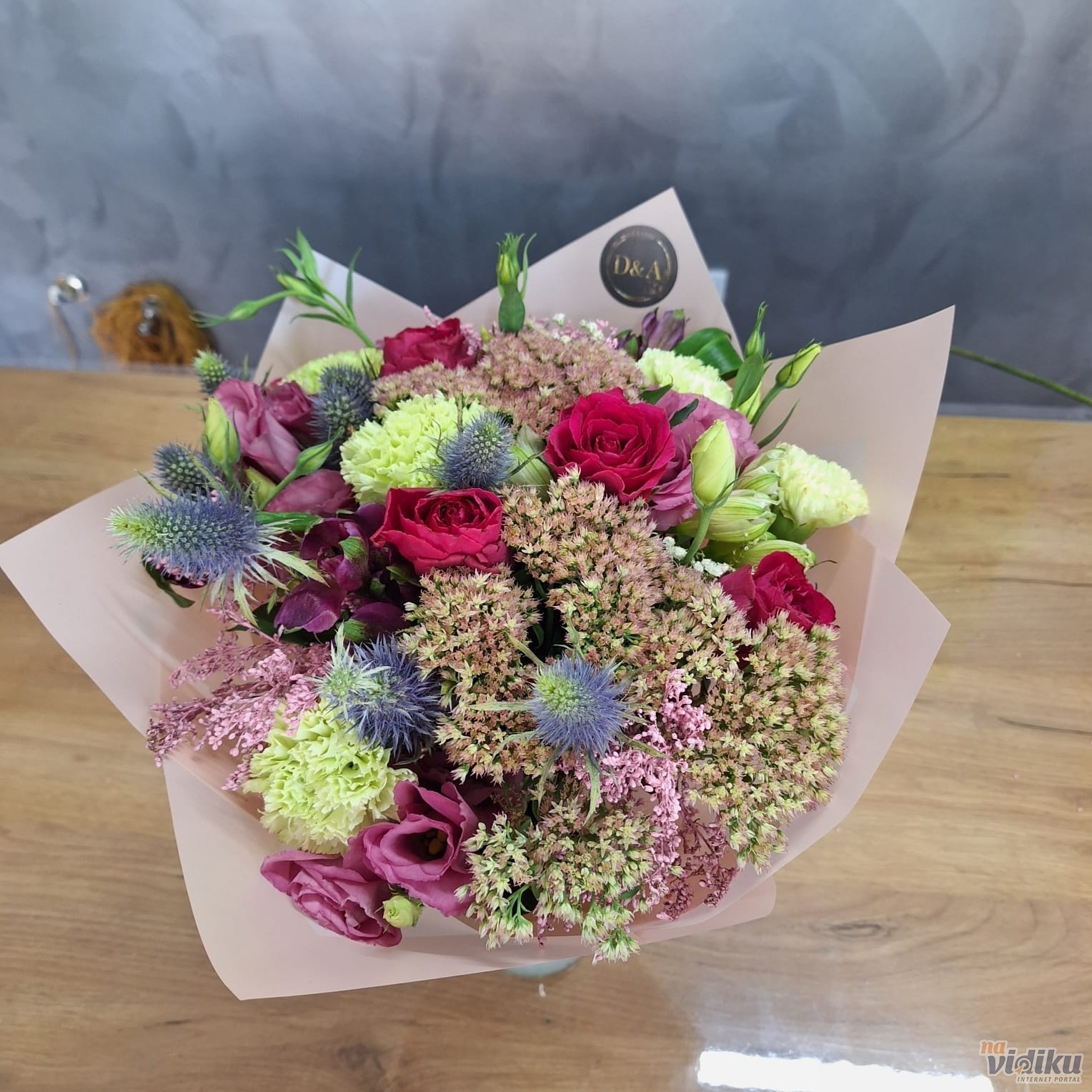 Buket cveca Altina, Cena - Kuća Cveća D&A cvećara, Zemun, Beograd